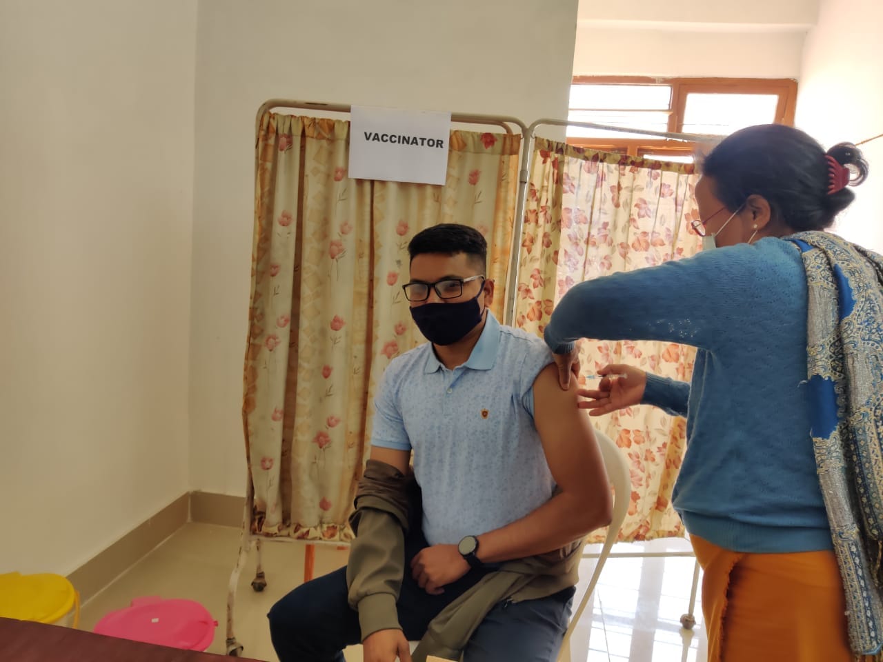Tamenglong DC, Armstrong Pame (IAS) receives Covishield vaccine